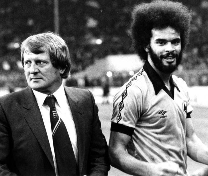 Barney’s Big Screen Order For Forest – Wolves Heroes